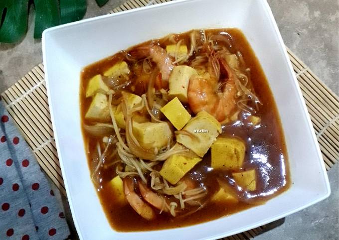 Resep Sup merah jamur enoki oleh Ani Brilian - Cookpad