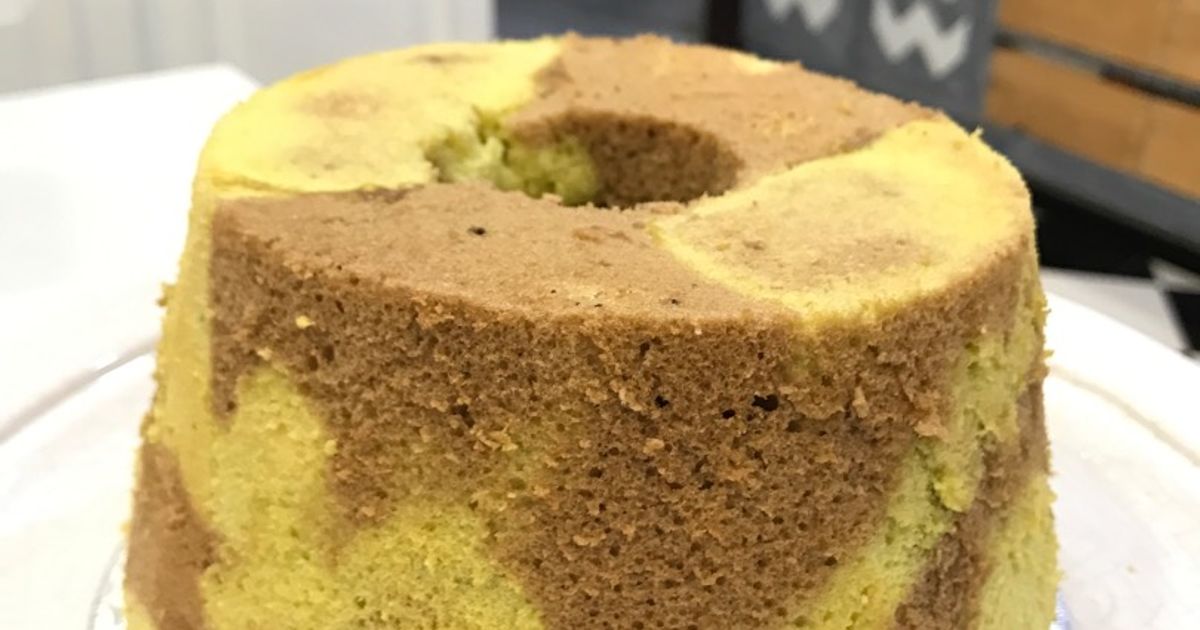 Resep Pandan Choco Sifon Cake Dijamin Enak oleh Julie Taslim - Cookpad