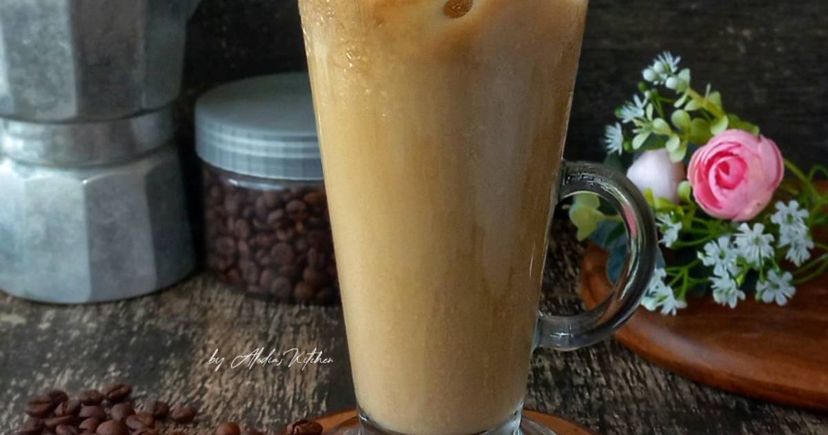 Resep Iced Coffee Caramel oleh Vey Alodia's Kitchen - Cookpad