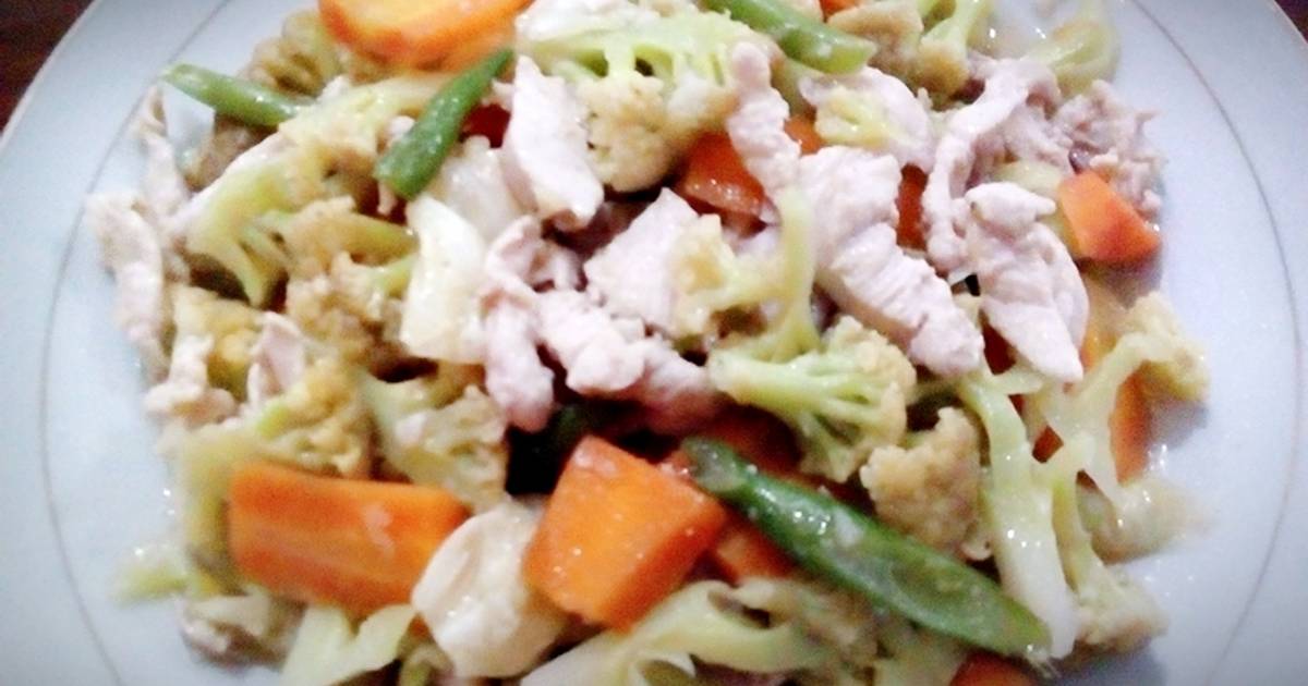 Resep Capcay ayam sayuran bumbu iris oleh Auliah Rahman - Cookpad
