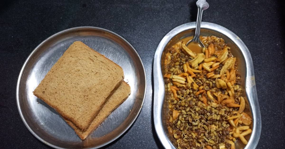 Misal with brown bread Recipe by Ruchika Patel - Cookpad