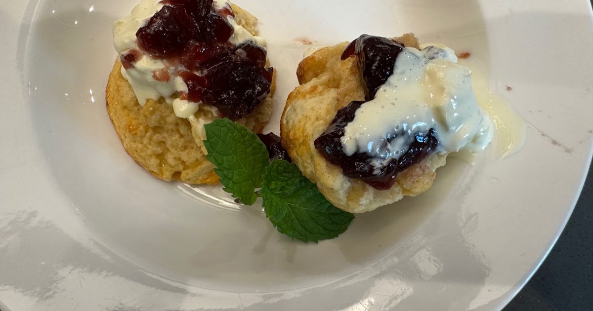 Worlds Best British Scone Perfect ! Cream Or Jam First :P Lol Recipe By ...