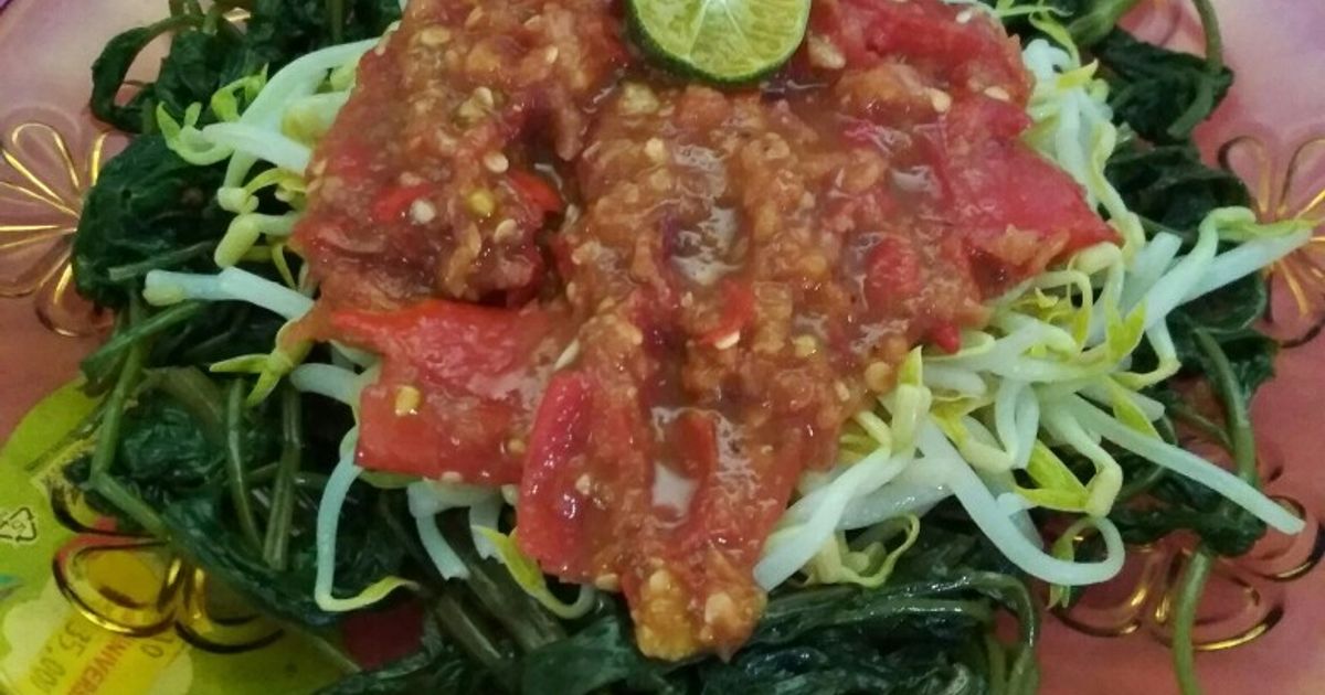 Resep Plecing Kangkung oleh Mamanya Cikal Aqilah - Cookpad