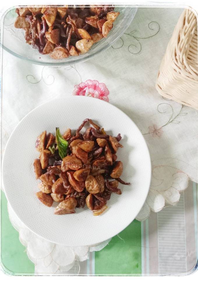 Resep Bakso dan Usus Ayam Saus Tiram oleh Aini mama 2N 2R - Cookpad