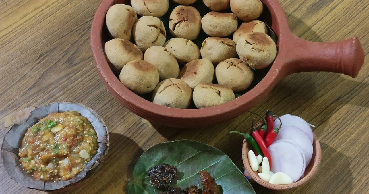 Baati with bharta Recipe by Chef Alka Singh Tomar.(Blogger) - Cookpad