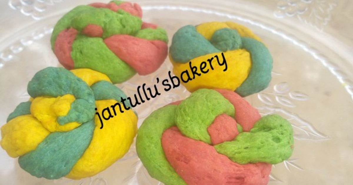 Colourful Twisted Cookies Recipe by Jantullu'sbakery - Cookpad