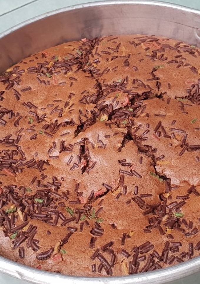 Resep Sponge cake coklat meses oleh nancy - Cookpad