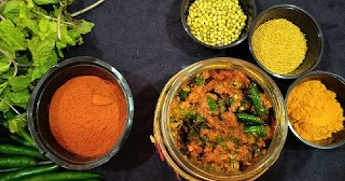 Instant Green Chilli Pickle Recipe by Mukti Sahay - Cookpad