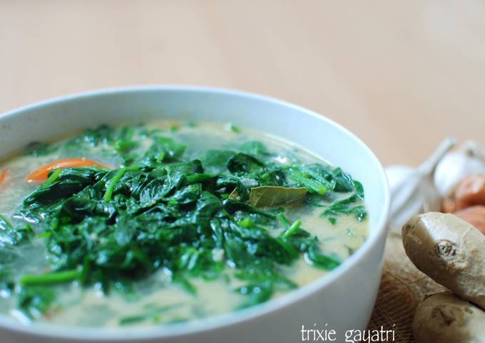 Resep Sayur Bobor Bayam oleh Trixie Gayatri - Cookpad