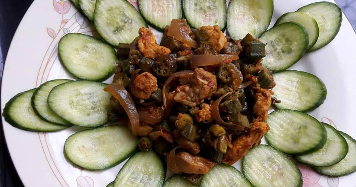 Bhindi chicken ️ Recipe by Ruby Shah - Cookpad