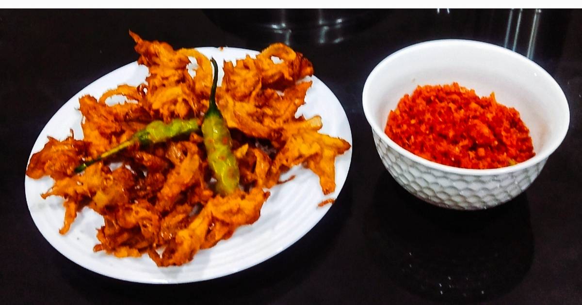 Maharashtrian Style Kanda Bhajji Recipe by Juhi Sewani 💕 - Cookpad