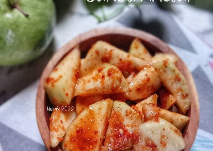 Resep Rujak Jambu Kristal oleh Titiek Purnomo - Cookpad