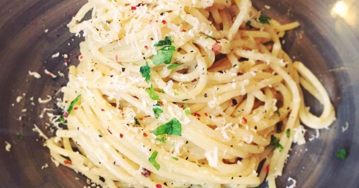 Scarlett's Pasta Or Spaghetti Aglio E Olio (Spaghetti With Oil And ...