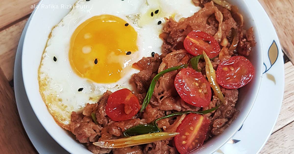 Resep Gyuniku Donburi / Gyudon (Jepang) oleh Rafika Rizki Putri - Cookpad
