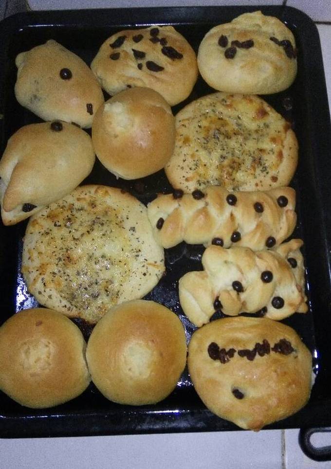 Resep Roti unyil aneka bentuk dan isi oleh Delicia Kitchen - Cookpad