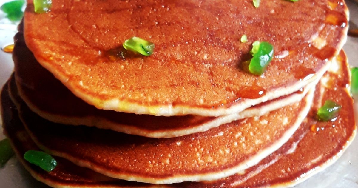 बनाना पैन केक (Banana Pan Cake Recipe In Hindi) रेसिपी बनाने की विधि in ...