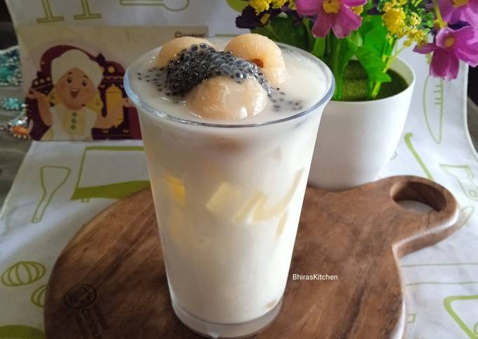 Resep Leci Milk Cheese oleh Rika Erviana - Cookpad