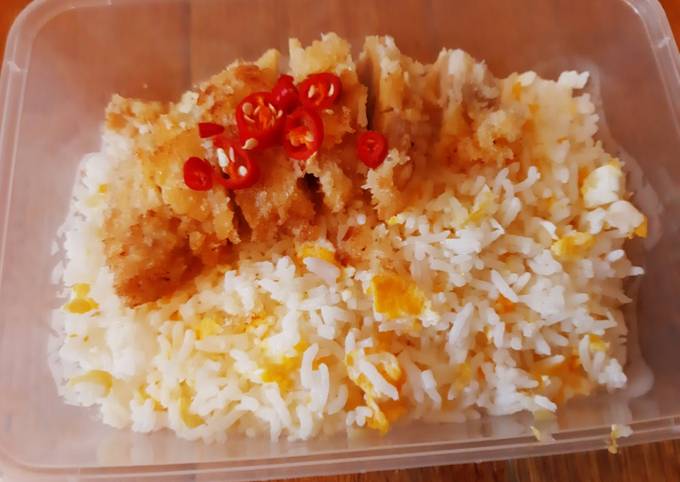 Resep Lunch box butter garlic rice & chicken cutlet #481 oleh angel aje ...