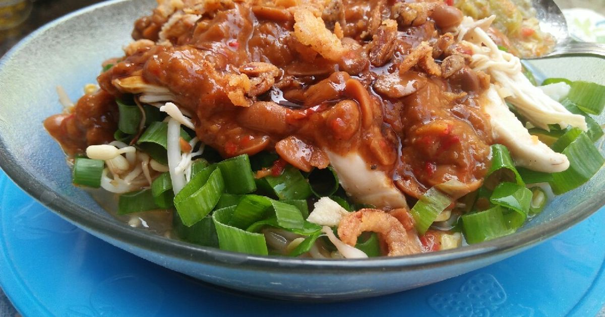 Resep Sauto Tegal (Soto Ayam) oleh Mikaila Wartegan - Cookpad