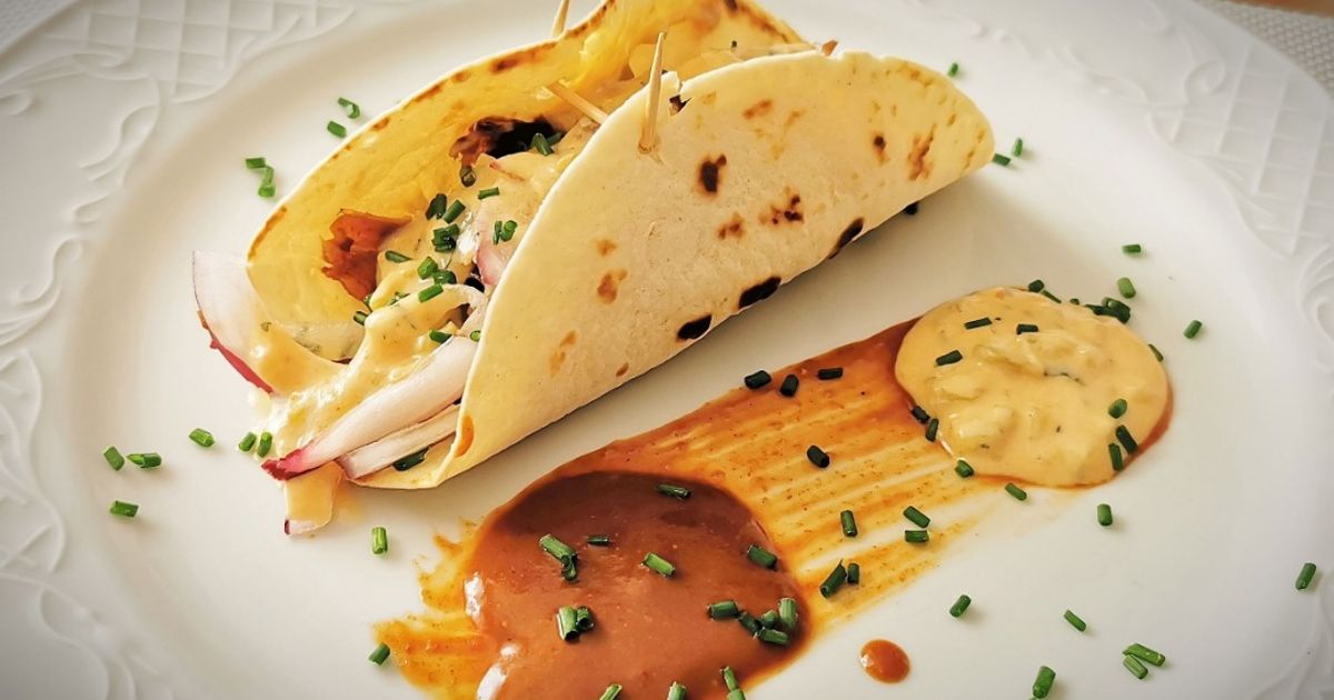 Tacos De Costilla De Cerdo A Las Dos Salsas Barbacoa Y Raita Receta de ...