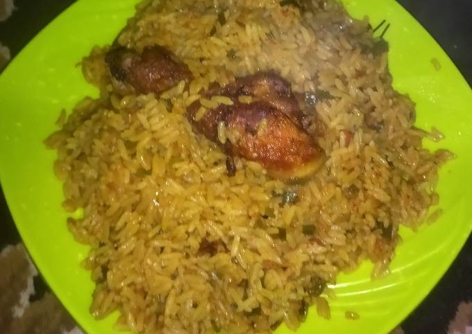 Special Jollof rice girki daga Sarari yummy treat - Cookpad