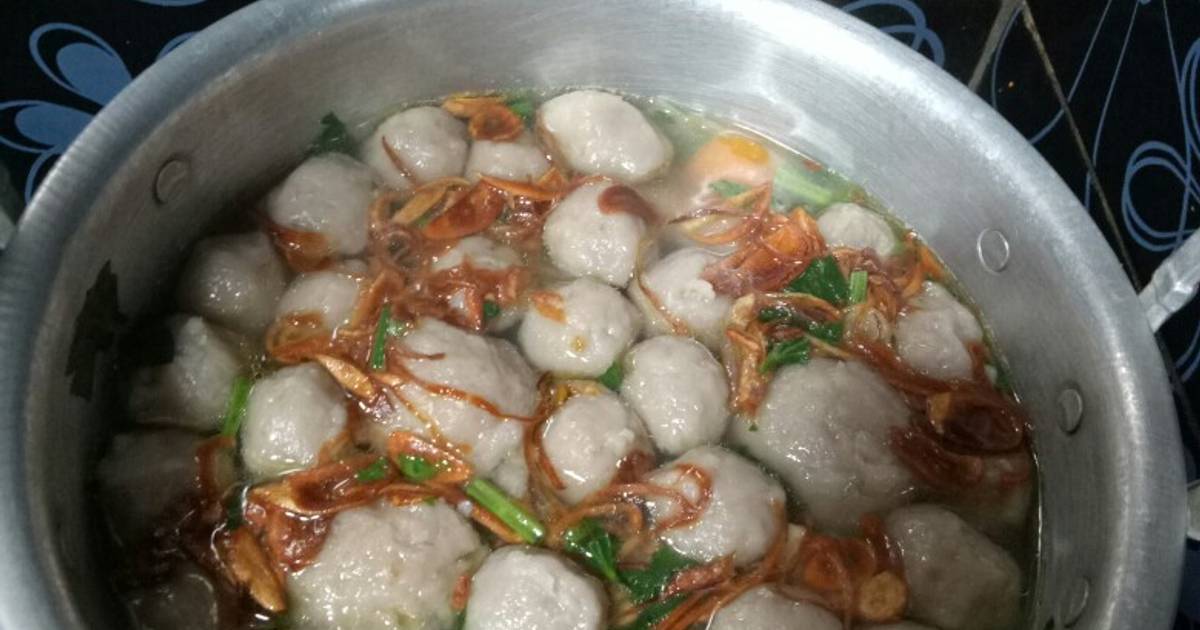 Resep Sop baso simple oleh Juli - Cookpad