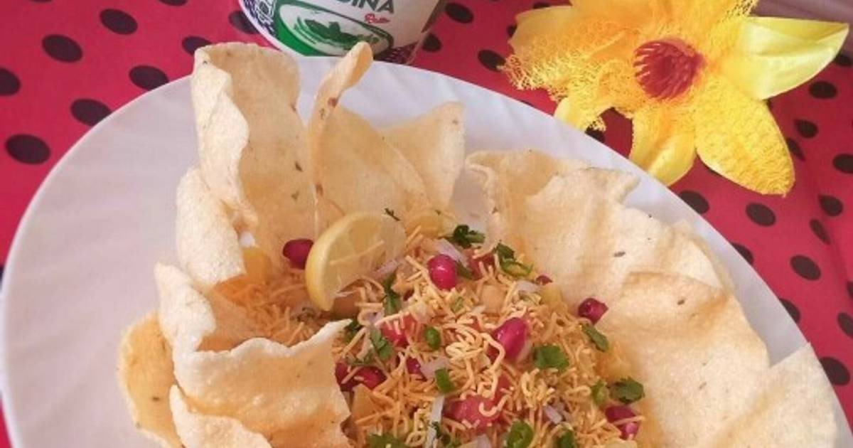 Indian sev chaat Recipe by Uzma Touseef - Cookpad