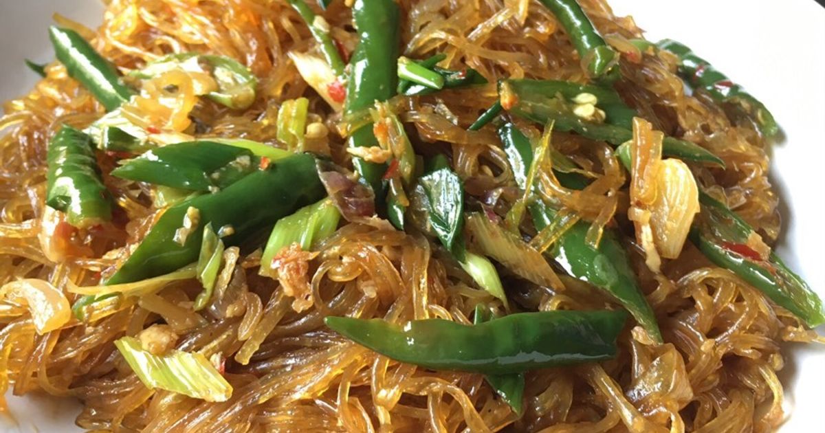 Resep Mie Soun Goreng Cabe Ijo Pedas Mantap Nikmat Ala Ugrdkitchen oleh Ugierodii’s Kitchen ...
