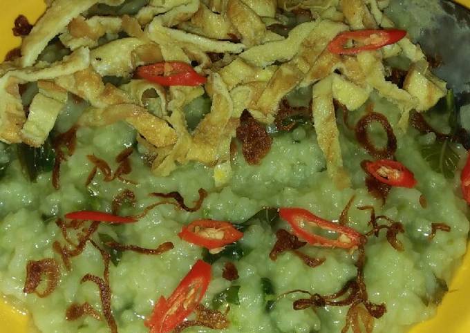 Resep Buras bayam (bubur beras) oleh Dapoer Windha - Cookpad