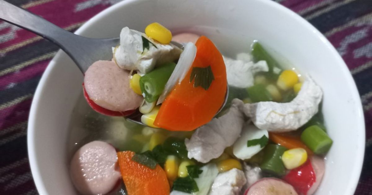 Resep Sup Ayam Warna Warni oleh Pawon Buneng - Cookpad