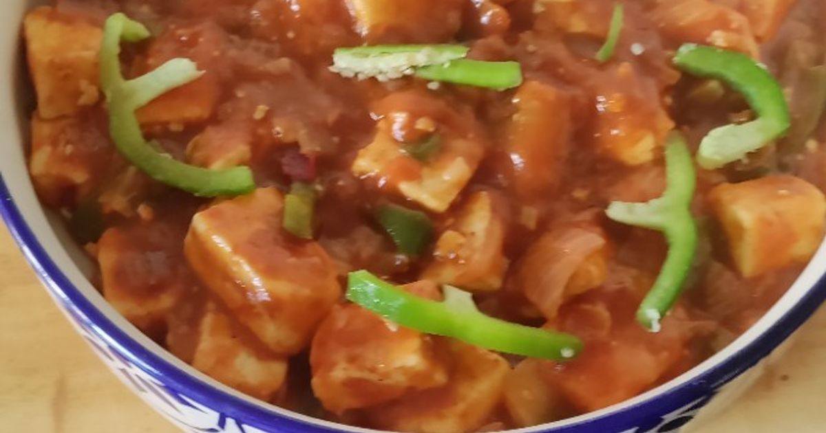 Snack Of Cottage Cheese Tossed In Spicy Red Chilli Sauce (Paneer ...