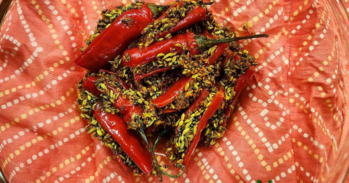Instant Red Chilli Pickle Recipe by Suruchi (Dr. Ruchi Sharma) - Cookpad