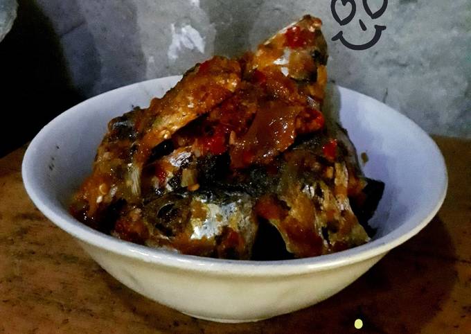 Resep Ikan Kembung Balado Oleh Ayi Sarah Cookpad