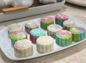 Resep moon cake rumahan enak dan mudah - Cookpad