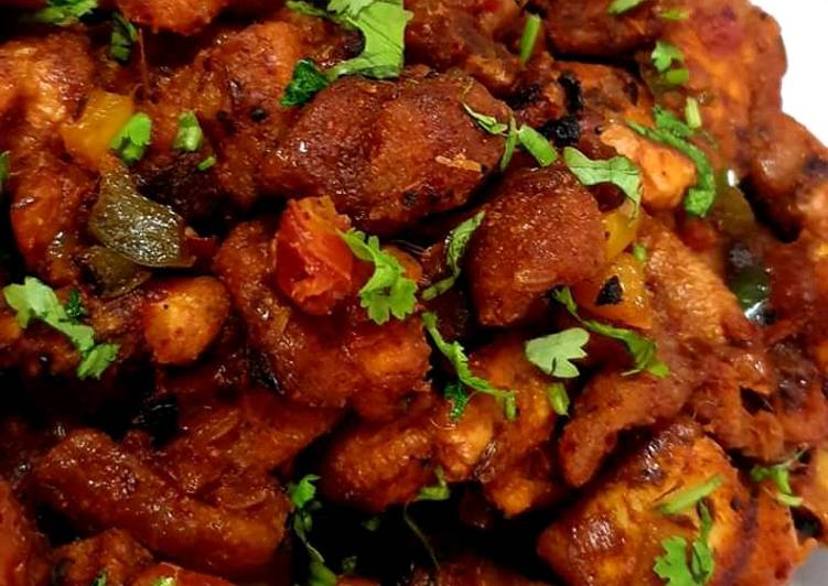 Spicy Chilli Bread Recipe by Simi wadhwa - Cookpad