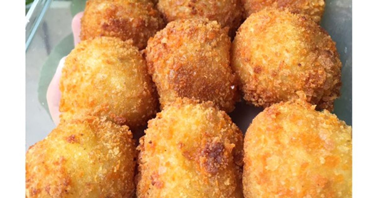 Resep Bola Bola Kentang Keju oleh raamiiraa - Cookpad