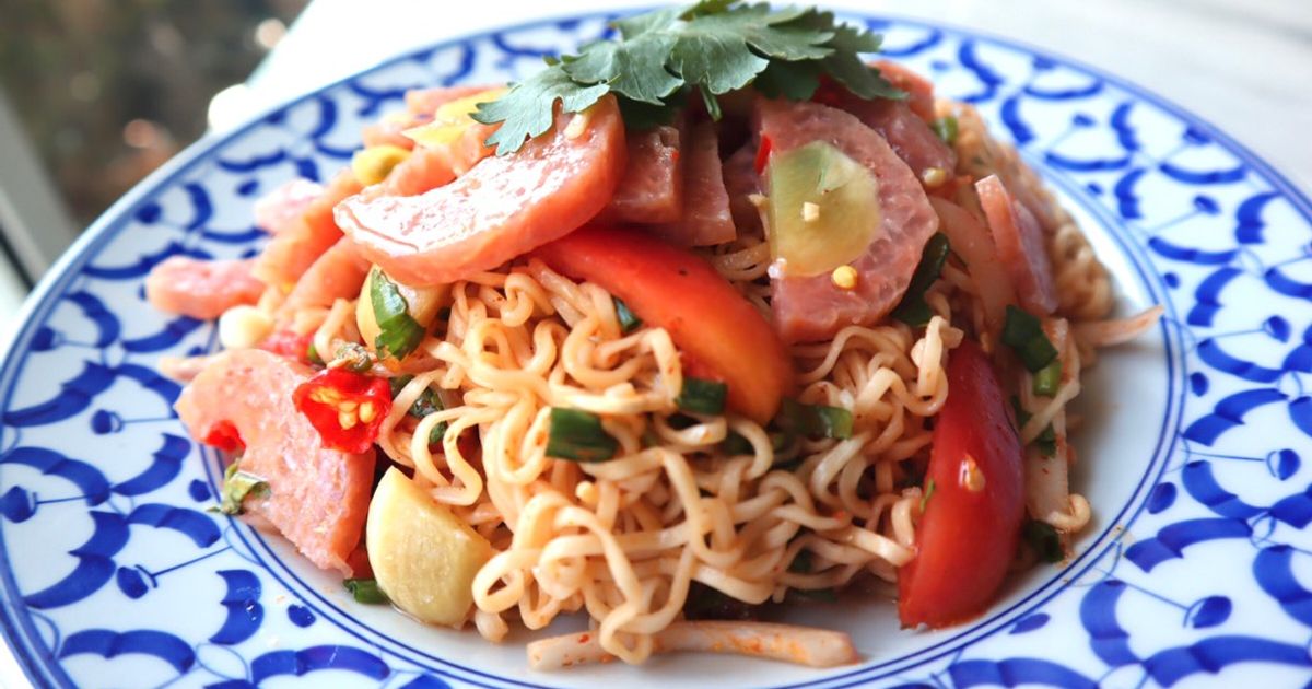 Yum Mama Noodle Salad With Fermented Pork (Naem Moo) 💞 Recipe By Eat Am Are