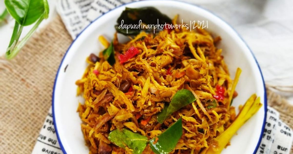 Resep ayam suwir sederhana daun jeruk rumahan enak dan mudah - Cookpad