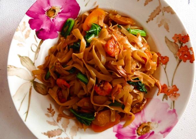 Resep Kwetiaw goreng oleh tia kurnia - Cookpad