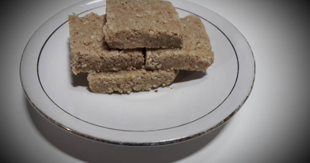 jeel mali દ્વારા રેસીપી શીંગ તલ ની સુખડી (Peanuts Tal Sukhdi Recipe in ...