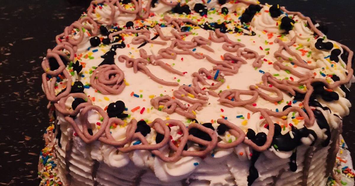 My birthday day cake Recipe by Sally's Angel - Cookpad