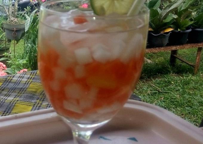 Resep Es buah coctail oleh nurul hayya hafizhiah - Cookpad