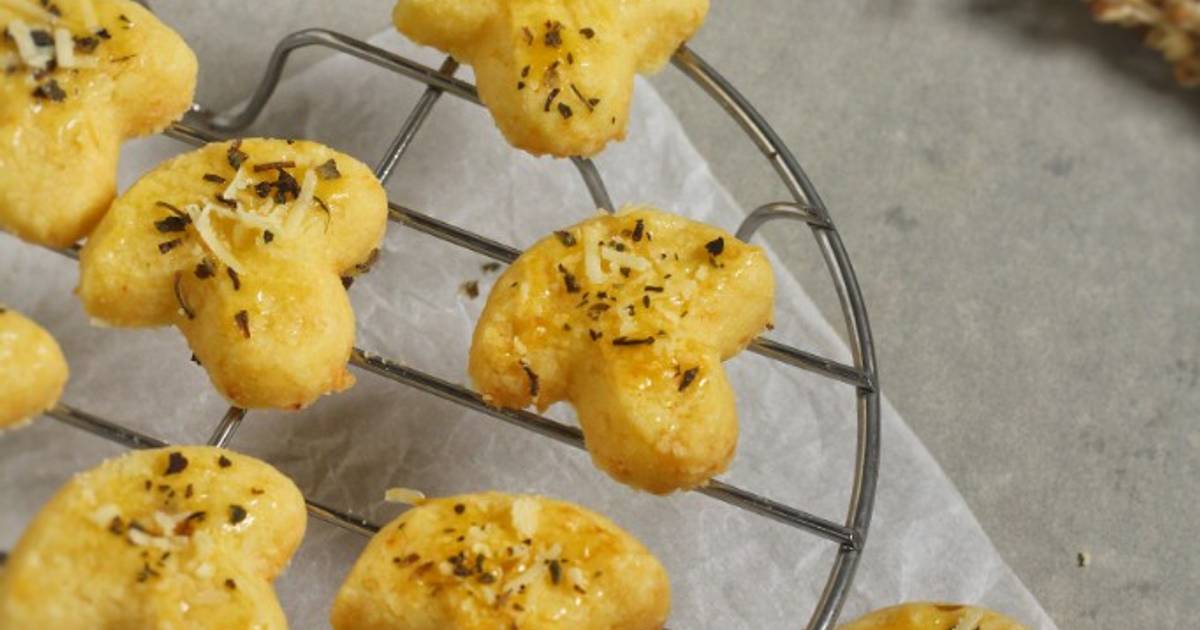 Resep Garlic Cheese Cookies oleh herlin wulan - Cookpad