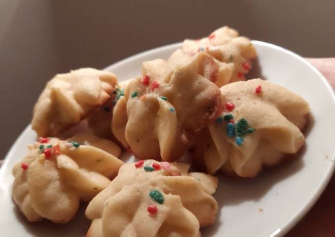 Galletas Tipo Pasta Seca Receta de Joselyn Benitez- Cookpad