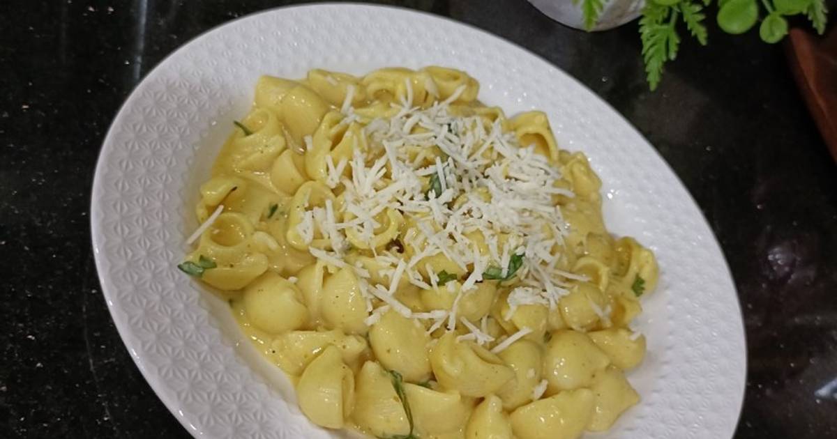 طريقة عمل معكرونة بالصلصة و الجبن على اصولها بطريقة سهلة وسريعة من ...
