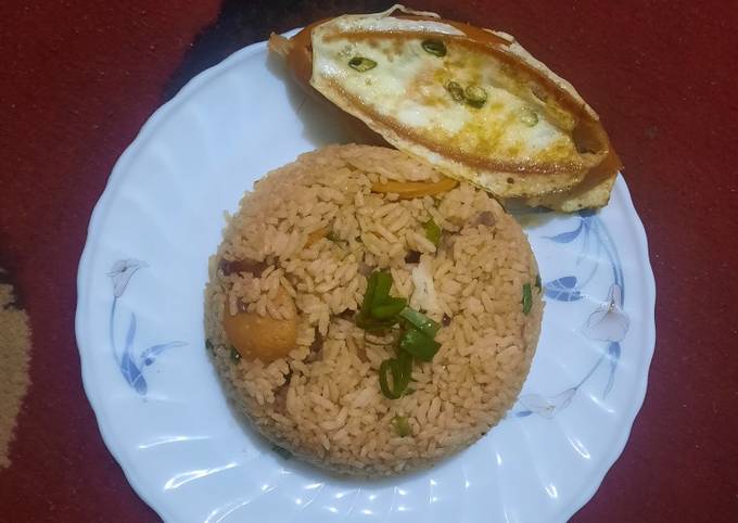 Resep Nasgor special ala2 oleh Kia Arthemist - Cookpad