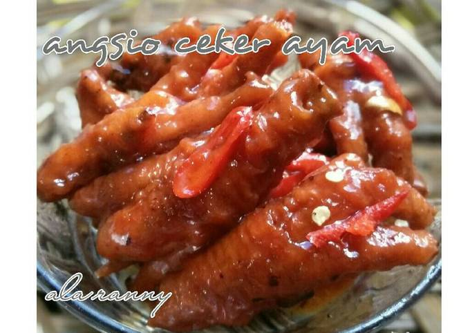 Resep Angsio Ceker Ayam (Halal) oleh Ranny tanudibrata - Cookpad