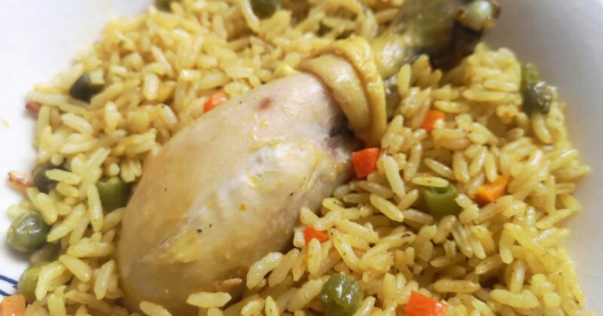 Arroz amarillo con pollo Receta de Angela Bazan- Cookpad