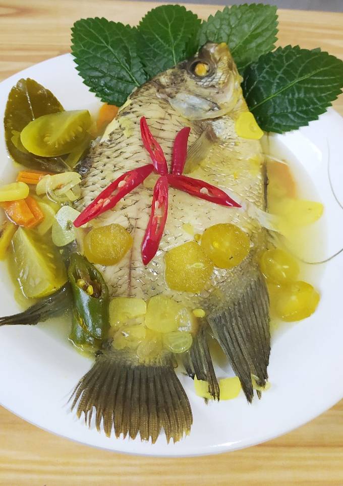 Resep Pindang Ikan Gurame Belimbing Wuluh oleh yanti sutanto - Cookpad