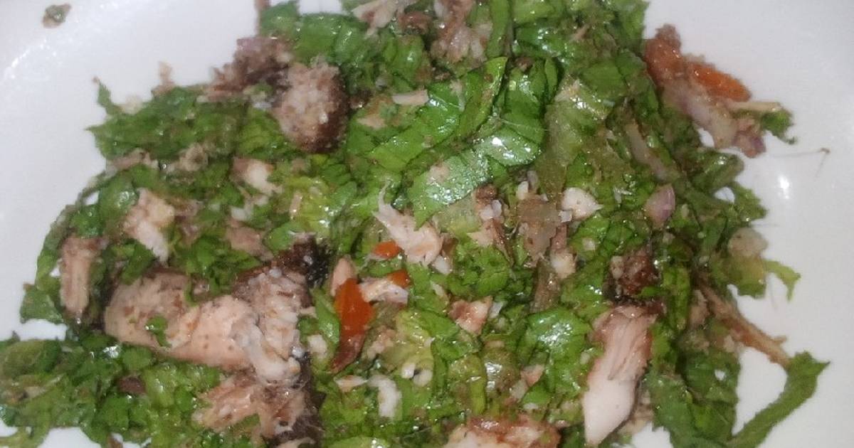Fish lettuce salad Recipe by Lip_licker's Kitchen - Cookpad